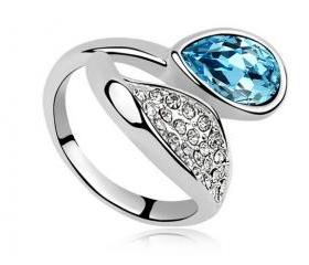 High Quality Austrian Crystal Ring - Light Blue on Luulla
