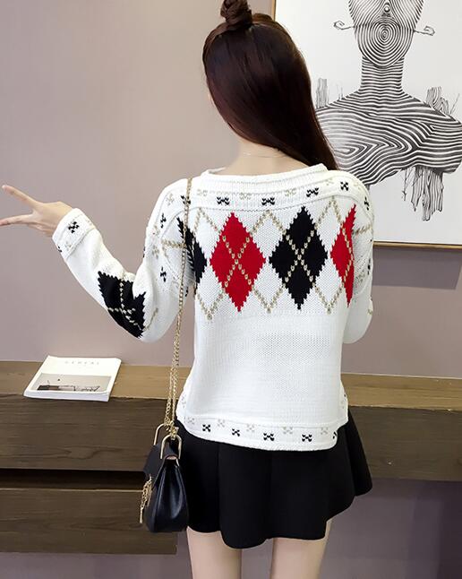 Fashion Style Long Sleeves Diamond Design Knitting Sweater on Luulla